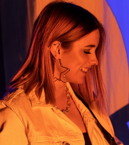 A minden nehézséget legyőző kapcsolatokról szól B. Nagy Réka új dala ...